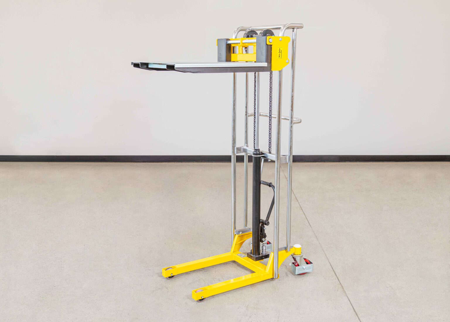 Liftsmart Platform Stacker – Adaptalift Store