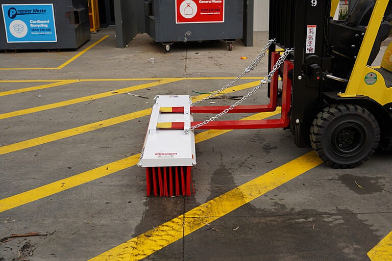 Benefits of Kärcher SweepEx Forklift Broom Attachments – Adaptalift Store