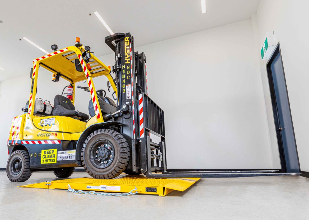 Container Ramp 8 Tonne WLL – Adaptalift Store