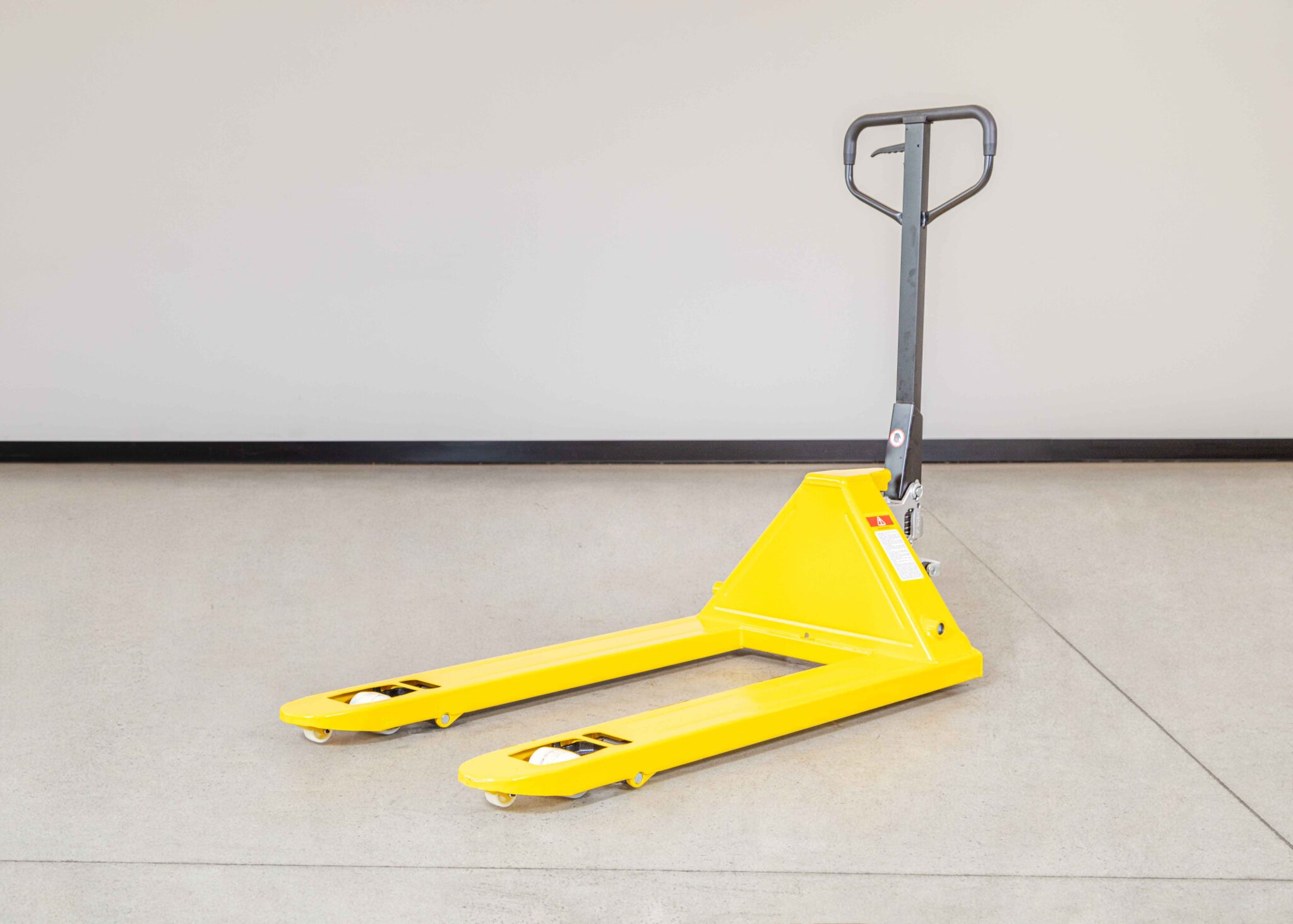 Liftsmart Hand Pallet Jack 2500kg (Nylon Wheel) – Adaptalift Store